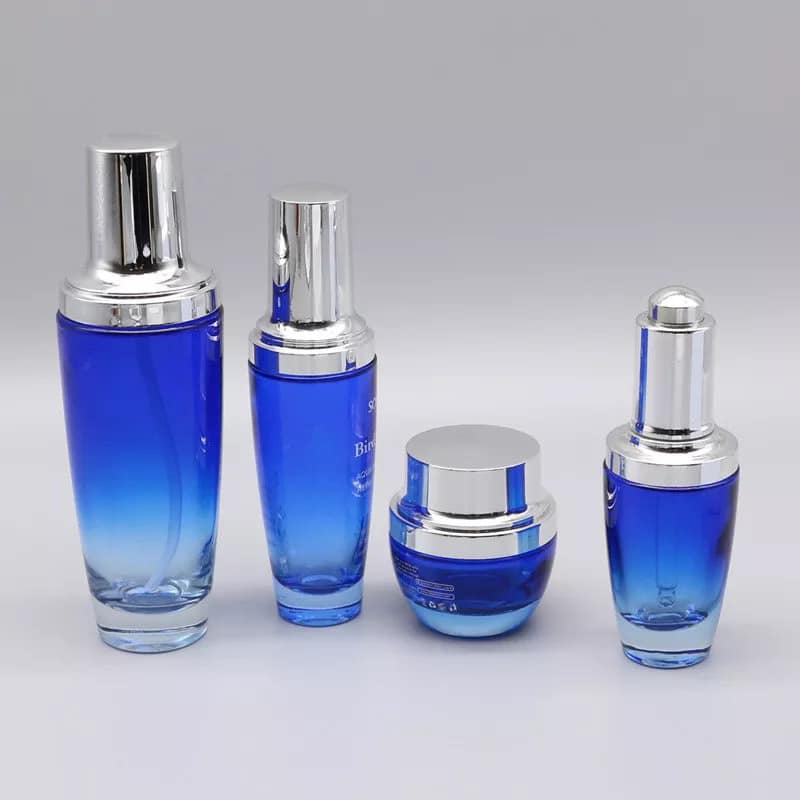 Chuyên cung cấp chai lọ mỹ phẩm cao cấp, kiểu dáng đẹp, giá tốt